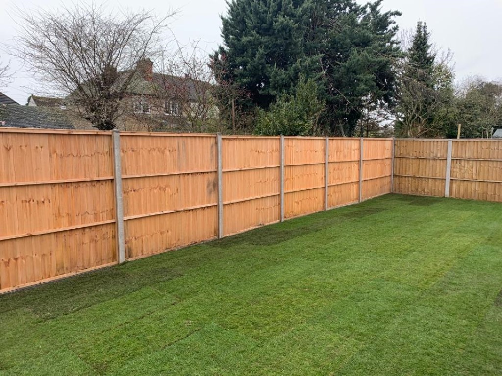 Wooden Fence Installers Tipperary | Trellis, Panels, Gravel Boards